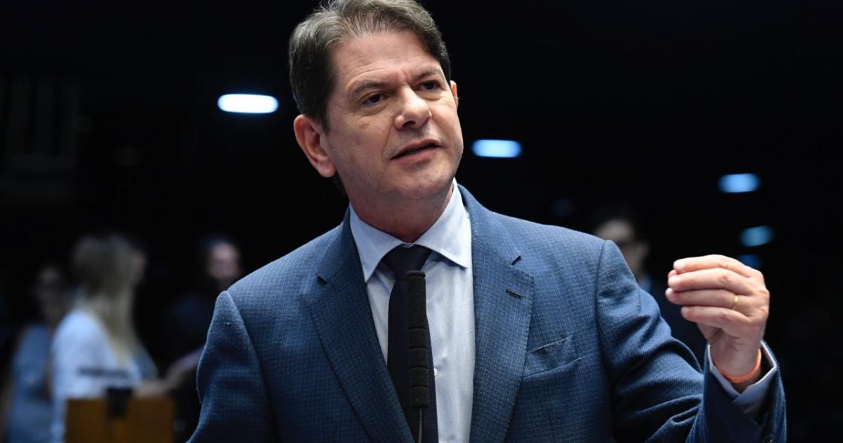 Senado aprova projeto relatado por Cid Gomes que adia para 2033 uso de ...